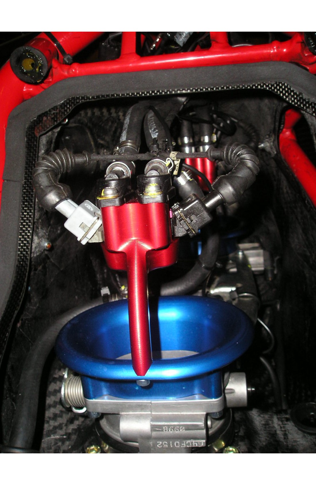 SU ORDINAZIONE .Airbox maggiorato in carbonio 1098/1198